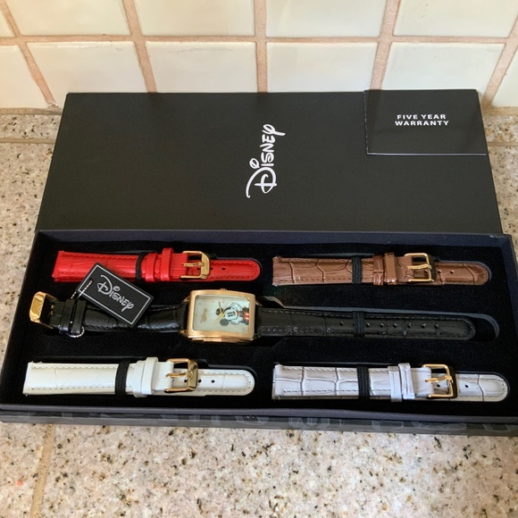 Disney | Accessories | Nib Disney Mickey Mouse Watch 5 Leather Straps ...